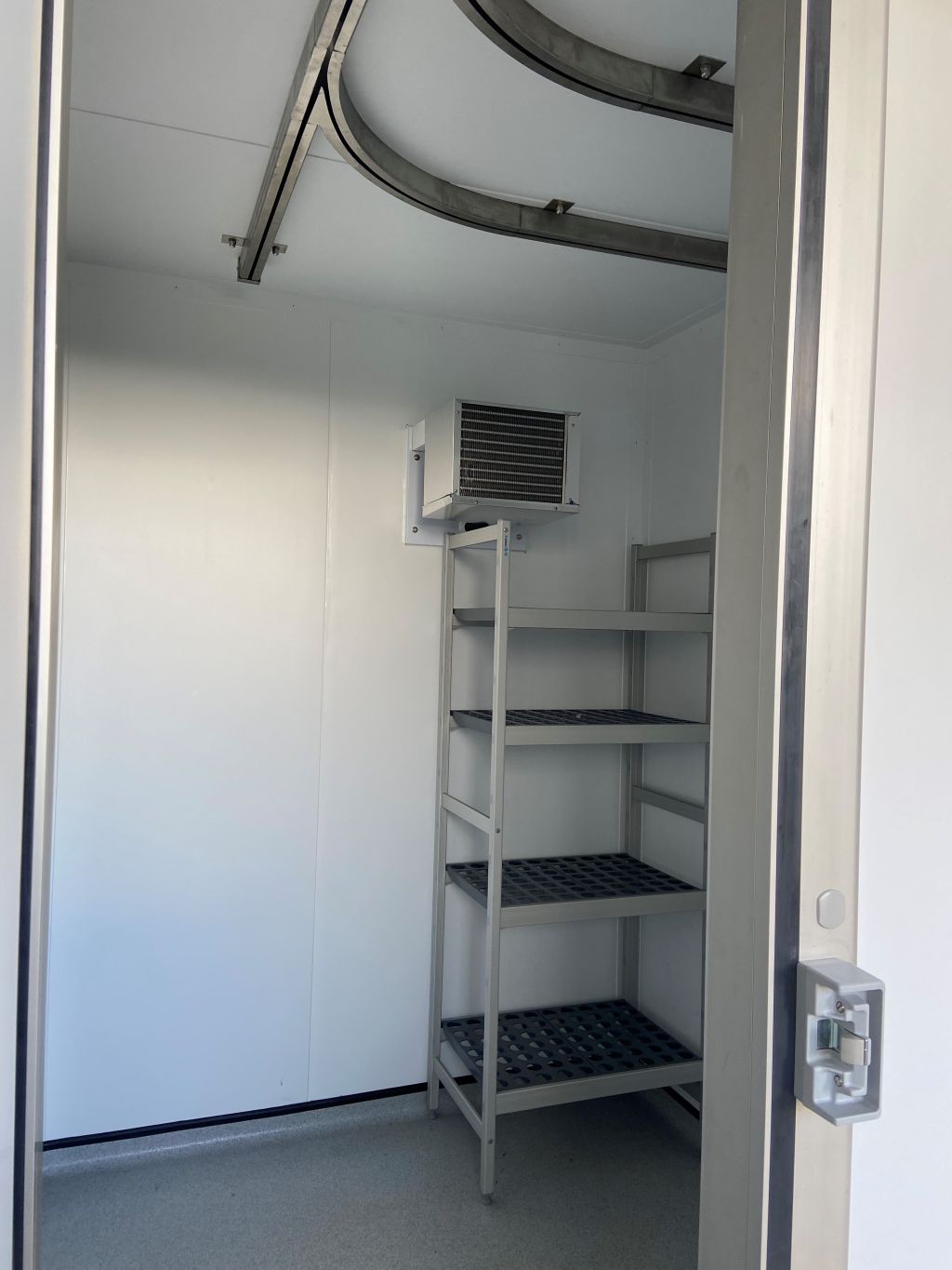 Portable Deer Larders